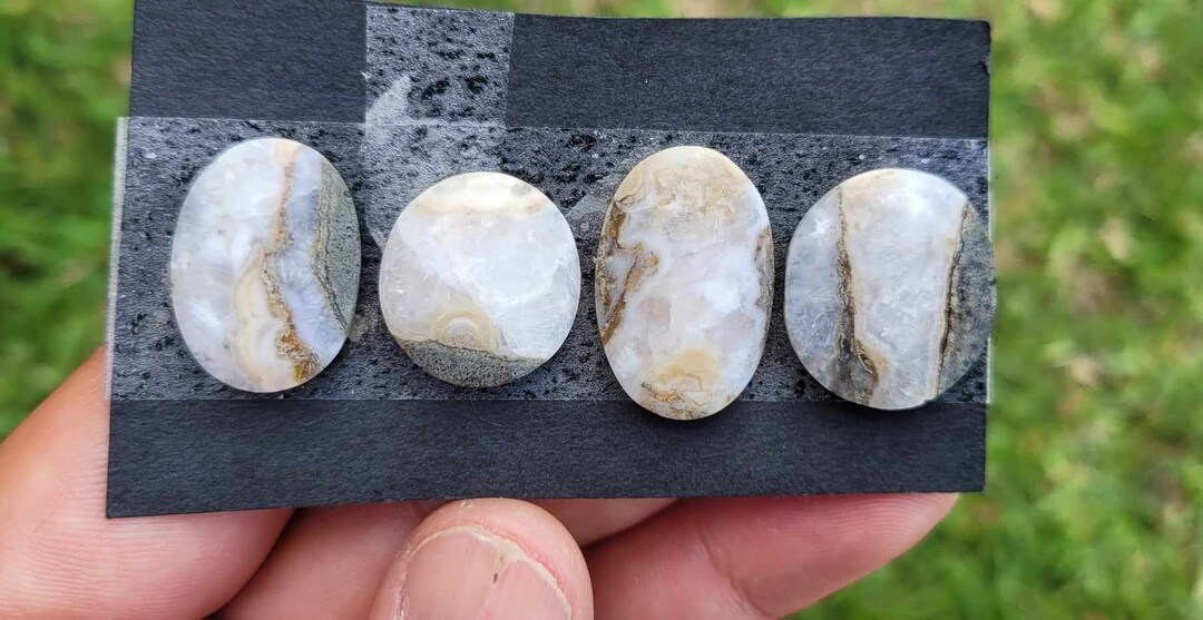 1 Piece *RARE* 18-24mm AUS Natrolite Calcite Basalt Crystal Back ...