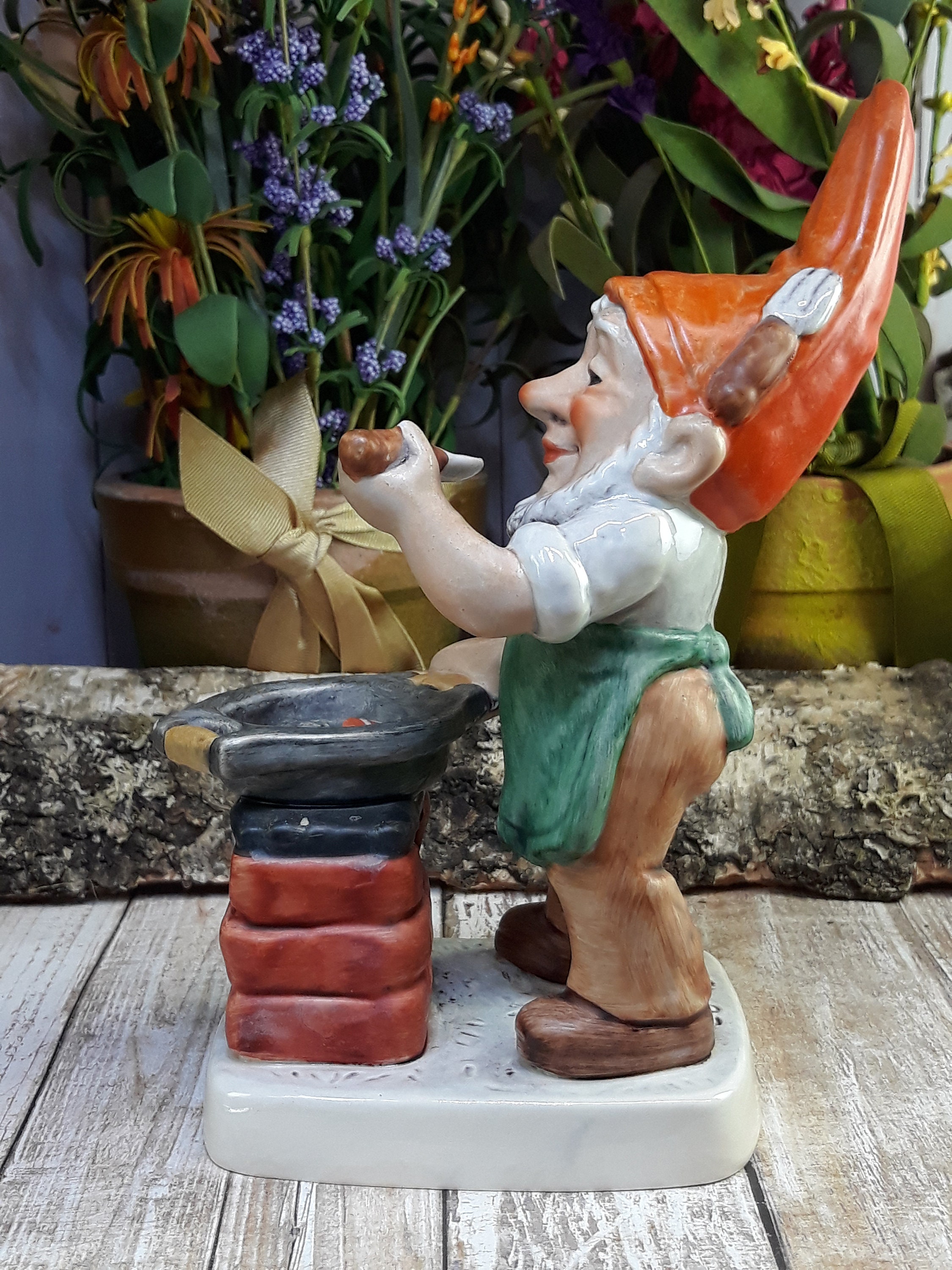 Santa's Elves Co-boy Figurine Carl the Cook Chef TMK6 Goebel Germany ...