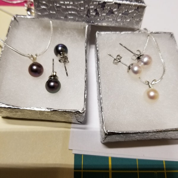 Simple Pearl Set - Etsy