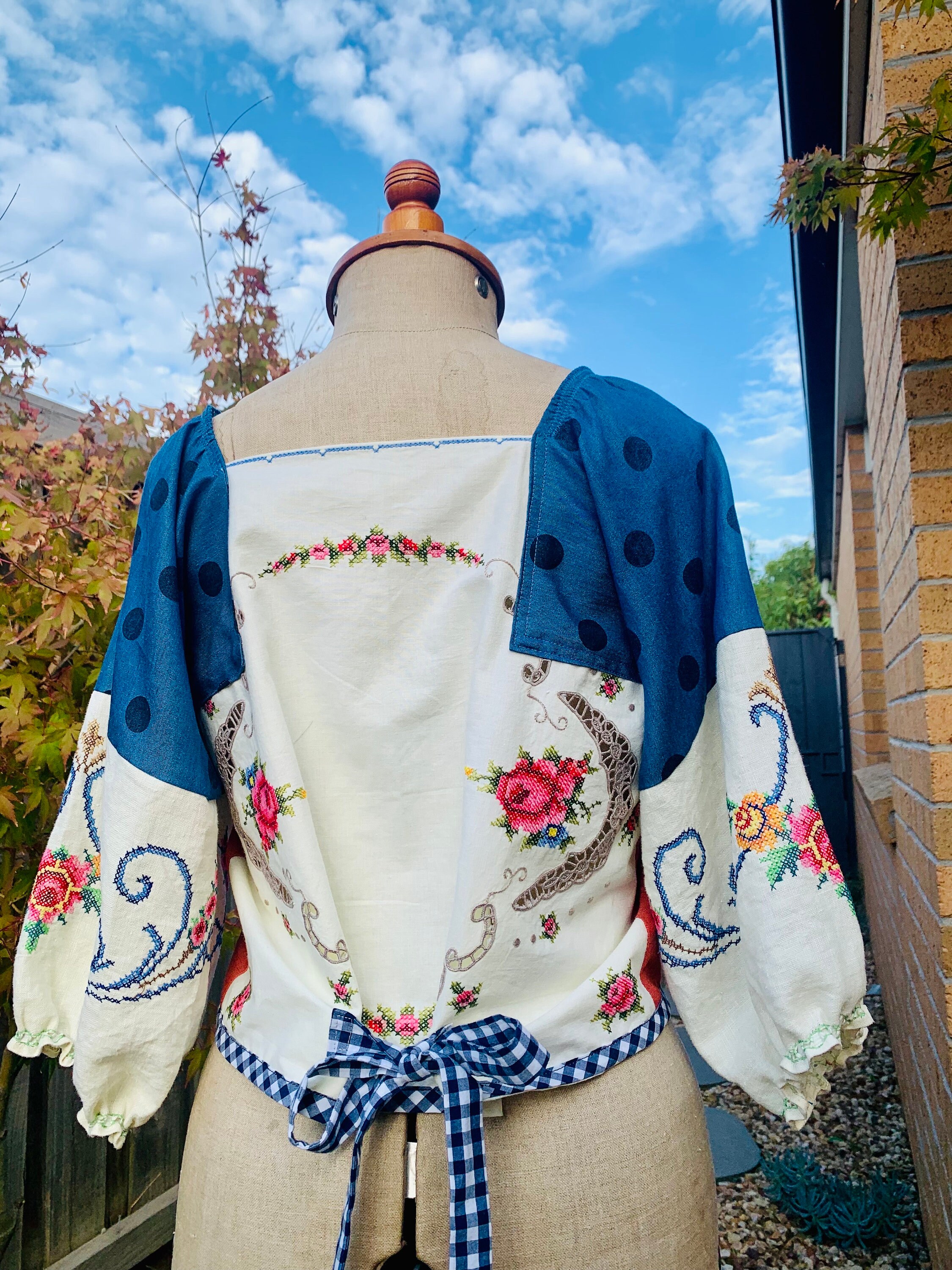 Vintage Reclaimed Linen Embroidered Top (size M) - Etsy