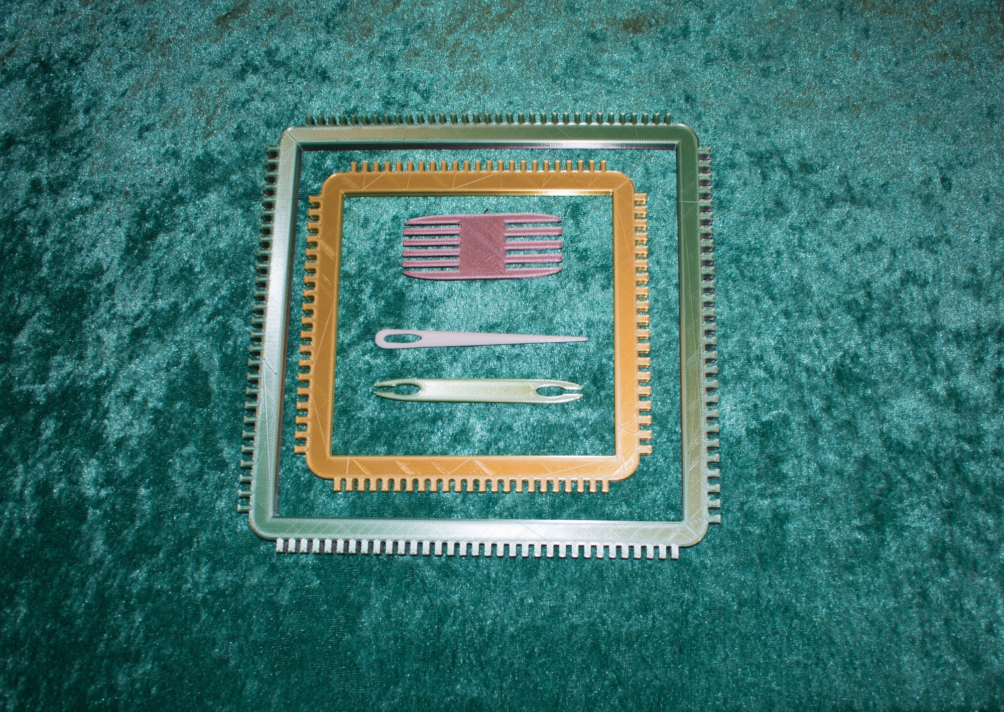 Small Weaving Loom Set: 2-in-1 Tapestry Looms With Tools & Yarn - Etsy