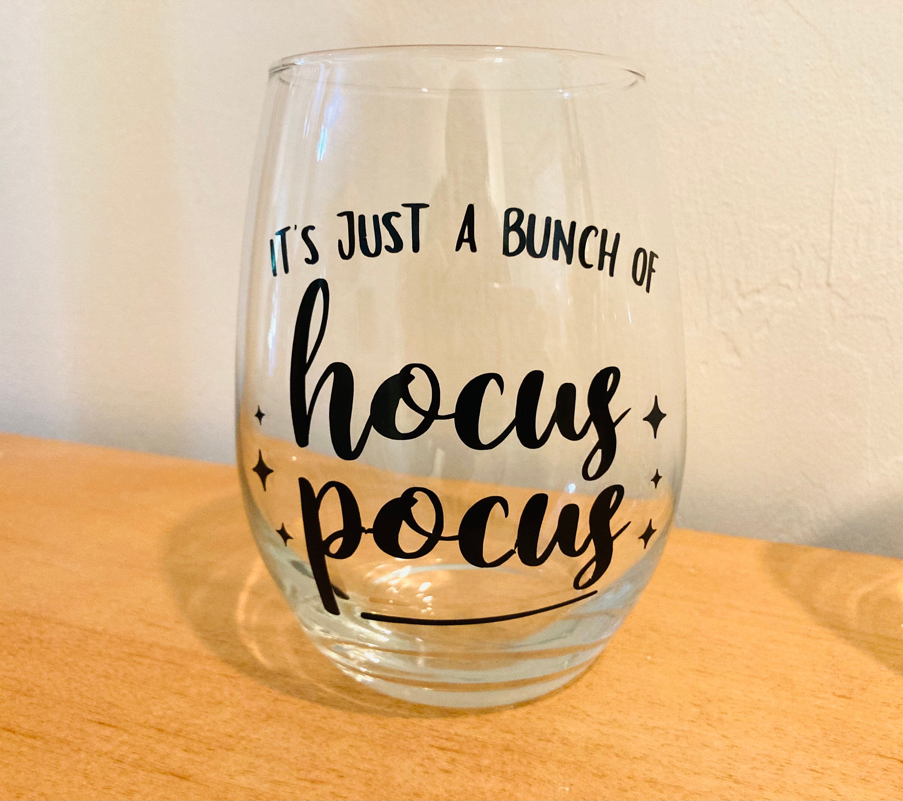 Its Just a Bunch of Hocus Pocus Wine Glasses Halloween Wine - Etsy