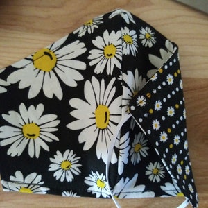 Daisy Face Mask - Handmade, Reversible With Nose Wire & Filter Pocket ...