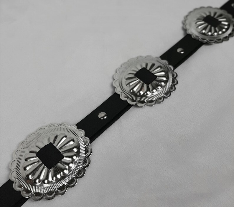 Large Scalloped Concho Belt - Etsy