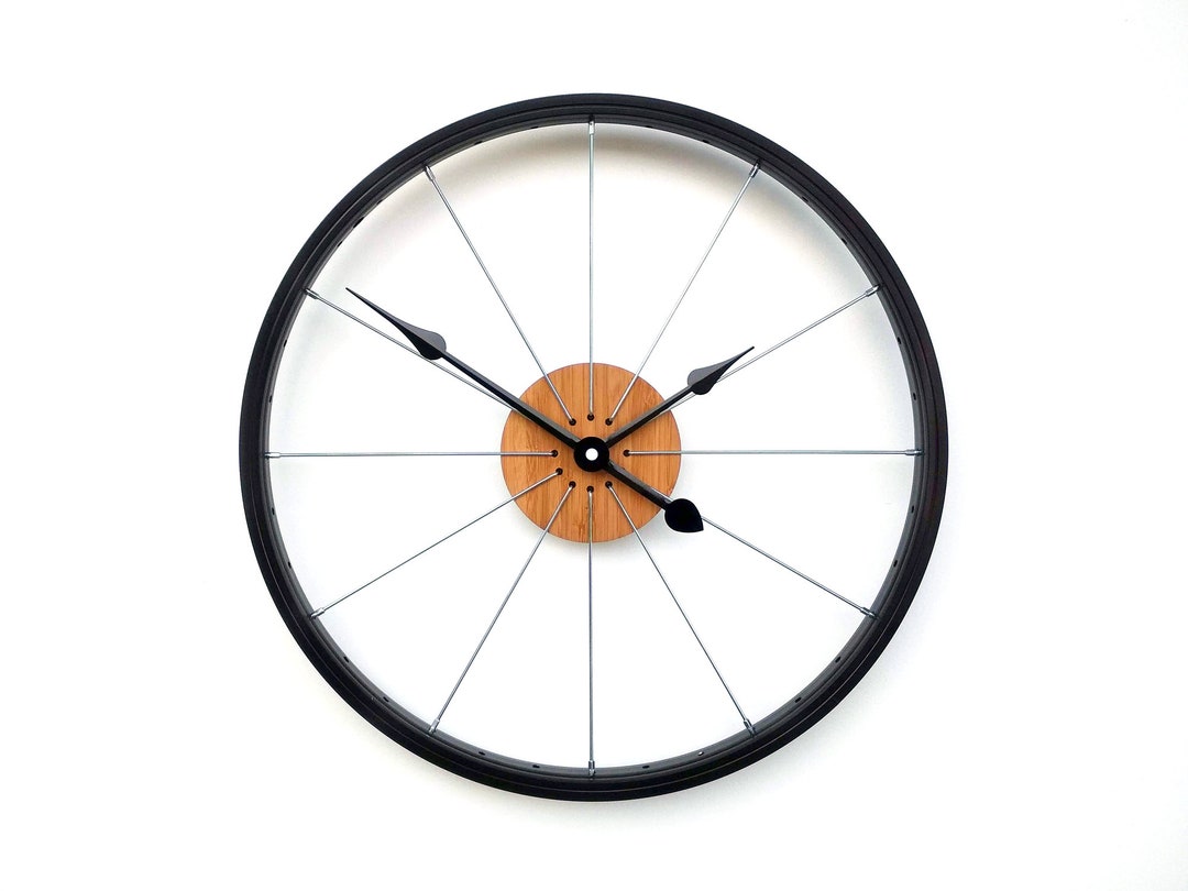 Max Wall Clock Made of Rims and Bicycle Spokes, Bamboo Wood, Reloj - Etsy