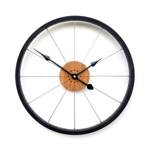 Max Wall Clock Made of Rims and Bicycle Spokes, Bamboo Wood, Reloj - Etsy