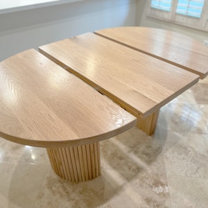 Round Extension Dining Table. Oval Dining Table. Pedestal Table. Dining ...