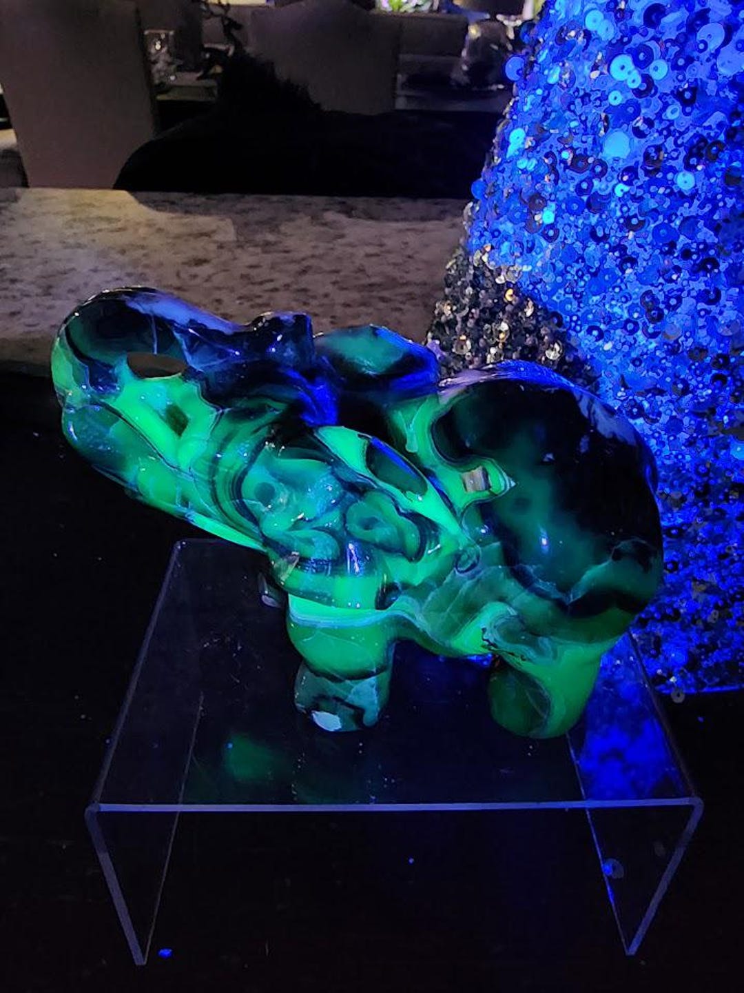 Rare Volcano Agate Elephant With Strong UV/ UV Reactive / Crystals ...