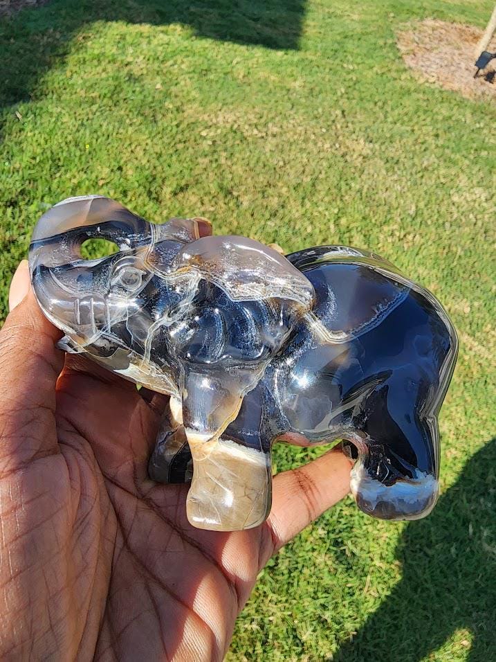 Rare VOLCANO AGATE Elephant Carving / Uv Reactive / Elephant Carving ...