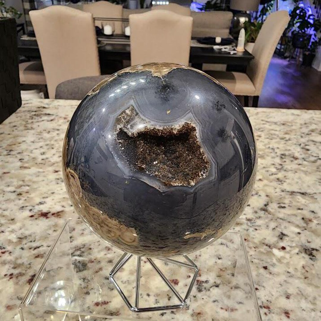 Stunning LARGE VOLCANO AGATE Sphere With Druzy (almost 3 Pounds)/ Uv ...