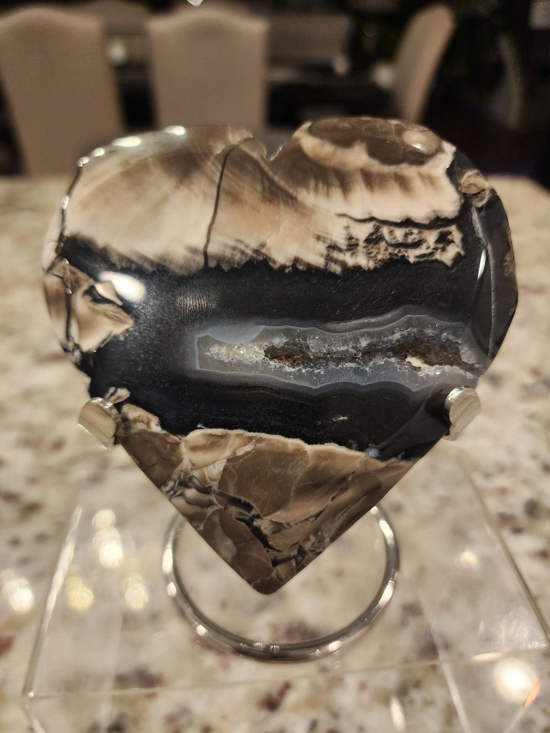 Stunning Volcano Agate Heart With Druzy & Stand - UV Reactive Crystal ...