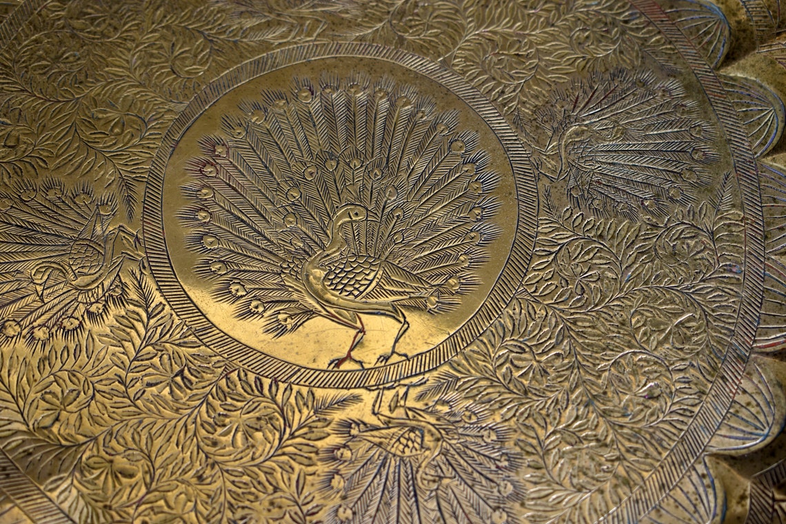 Anglo-indian Hammered/embossed Round Polished Brass Tray Table - Etsy