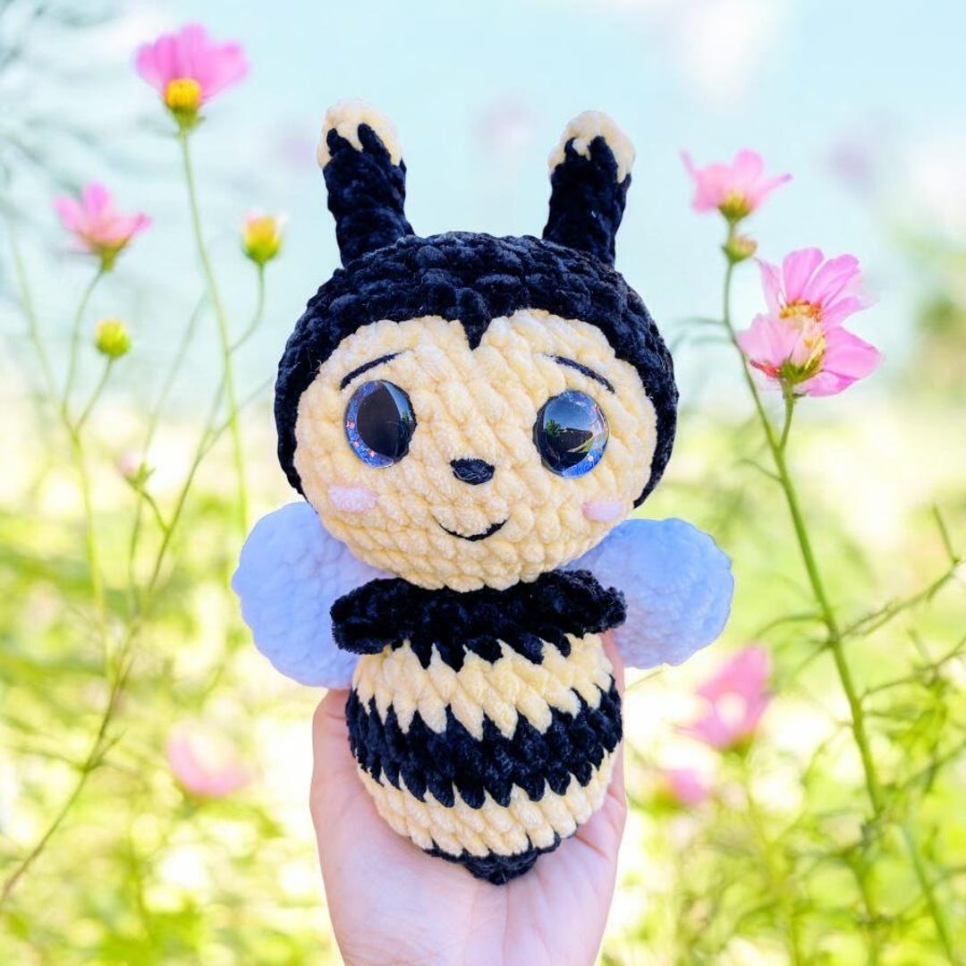 Bindee the Bee | Plushie Crochet Pattern | Bee Crochet Pattern - Etsy