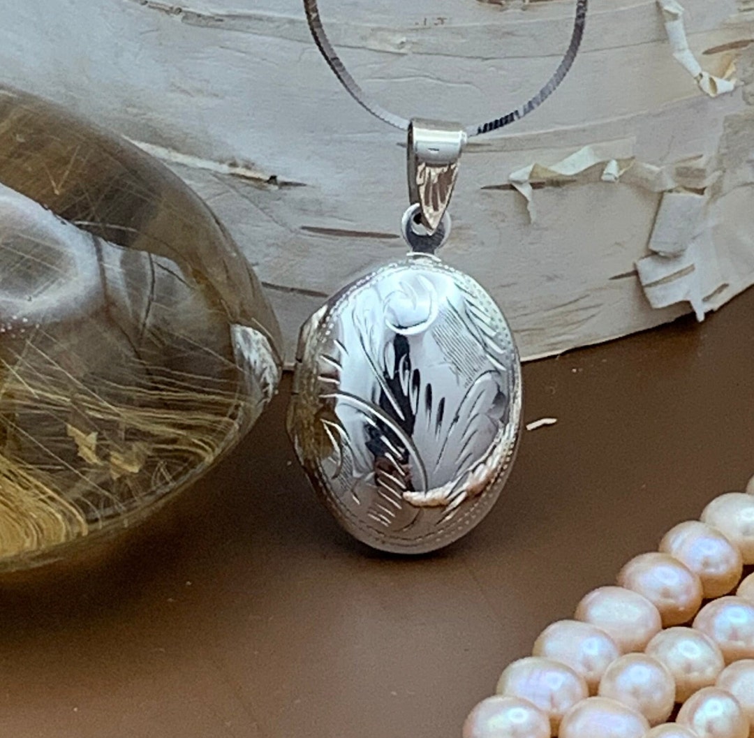 Oval Shape Sterling Silver Locket Pendant - Etsy