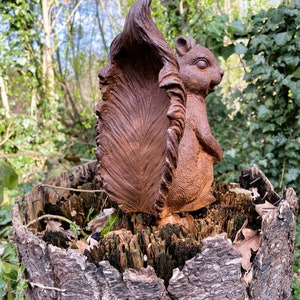 Beautiful Cast Iron Squirrel | Garden Statue | Chipmunk - Etsy