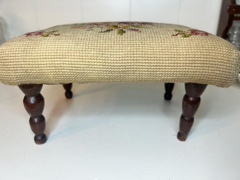 Vintage Wood Spindle Stool Table Top Size Footstool Floral Needlepoint ...