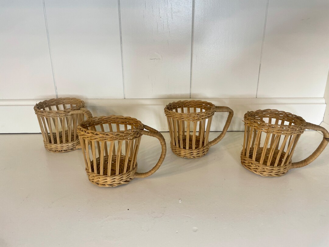 Vintage Wicker Rattan Cup Holder Picnic Serve Ware Cottagecore Decor ...