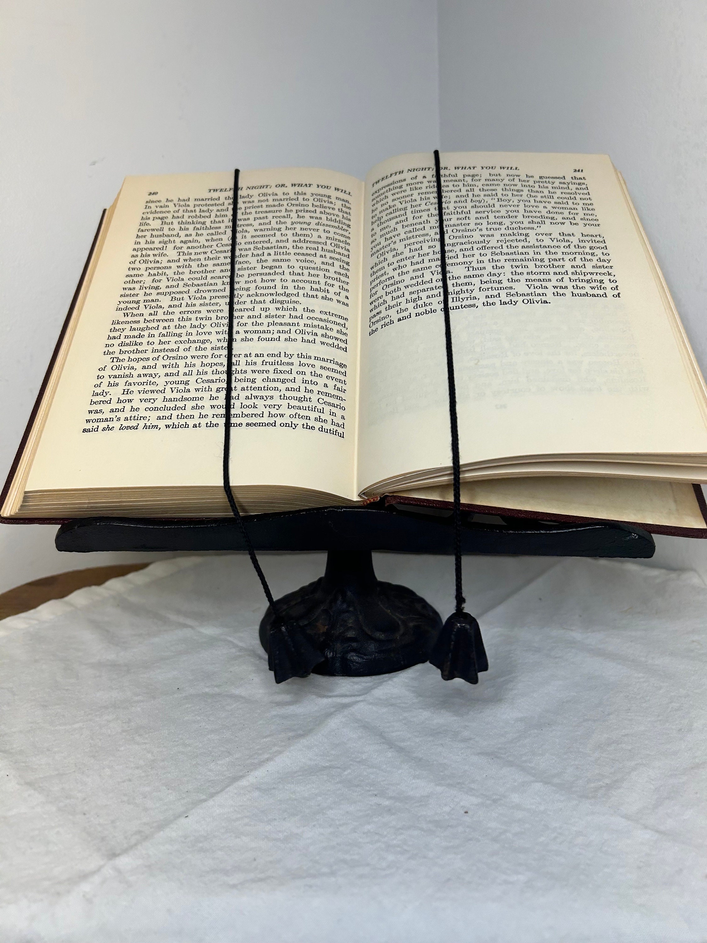 Vintage Cast Iron Book Stand Cookbook Stand Reading Table Picture ...