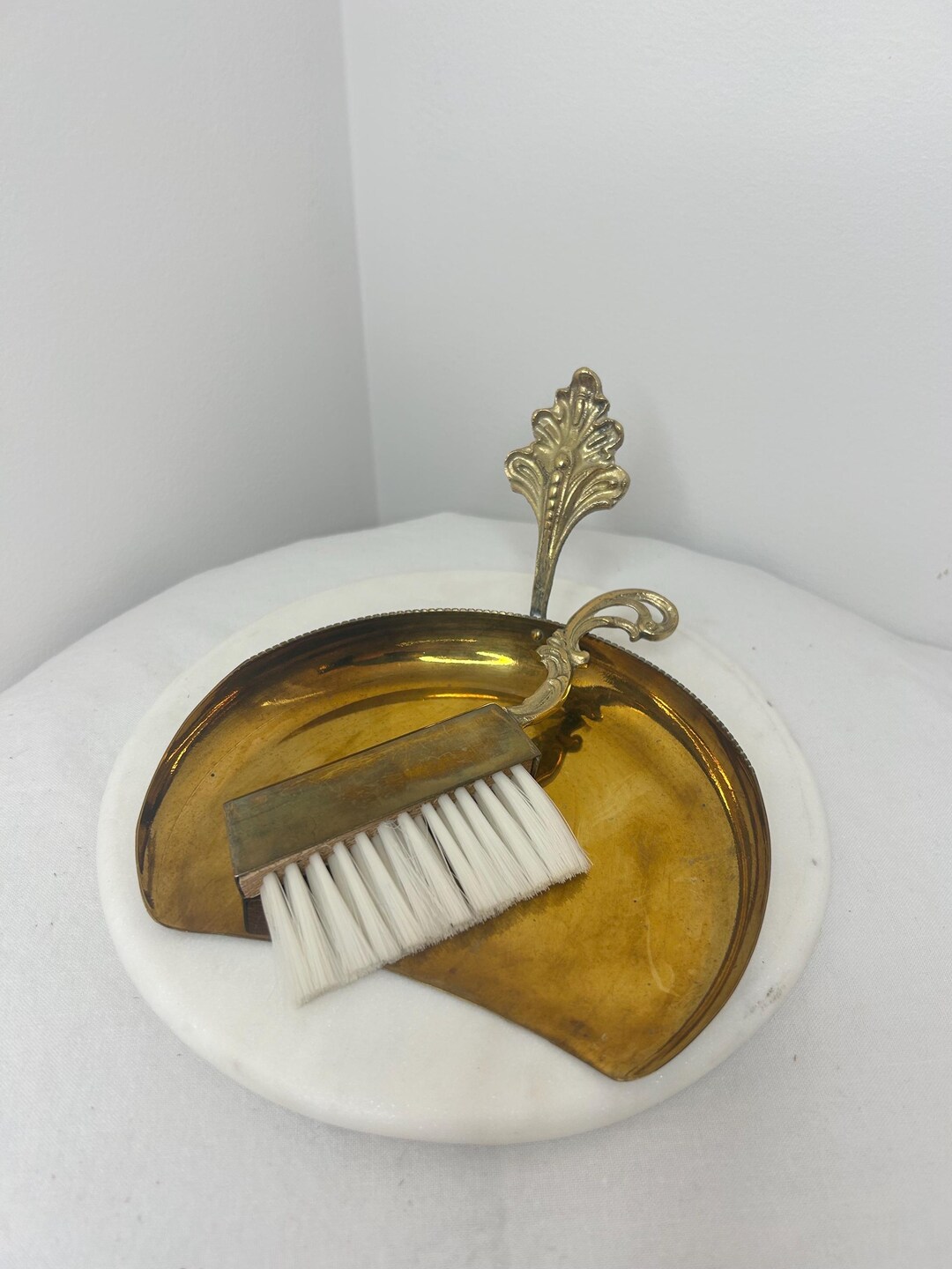 Vintage Ornate Crumb Dust Pan and Brush Set Gold Crumb Catcher Brass ...