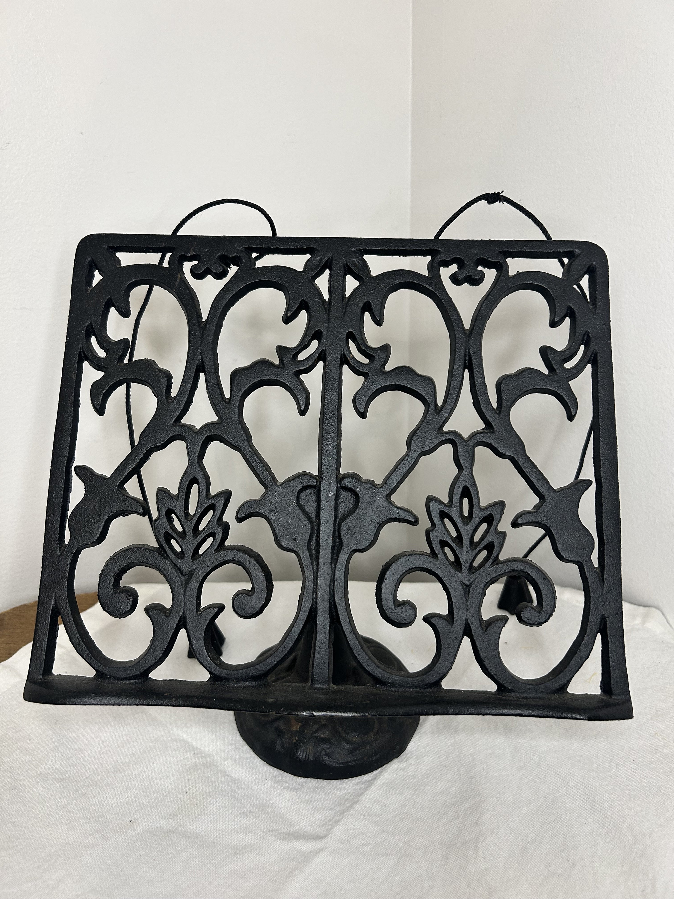 Vintage Cast Iron Book Stand Cookbook Stand Reading Table Picture ...