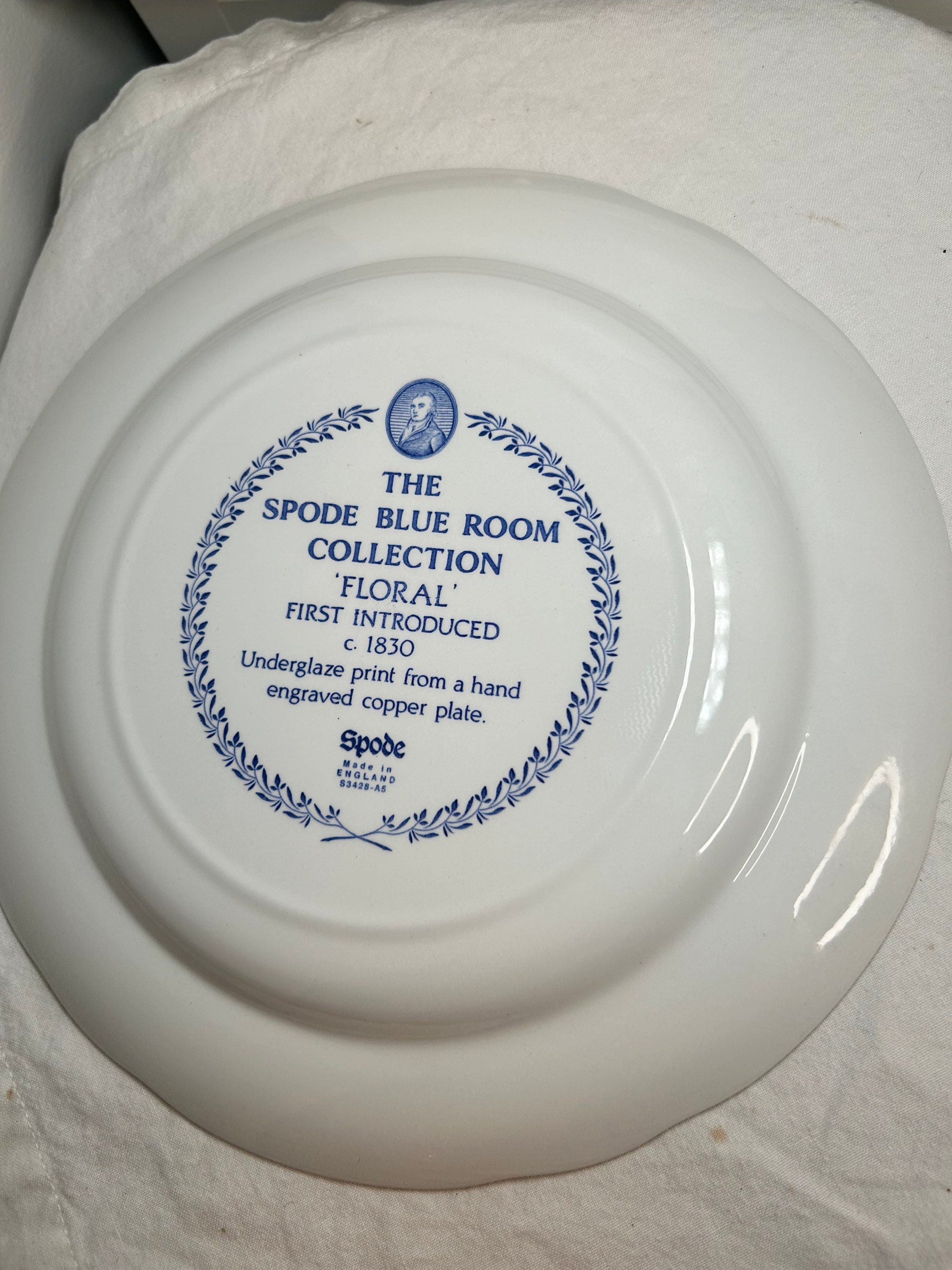 The Spode Blue Room Collection floral English Ironstone Dinner Plate Collectible Plate Blue ...