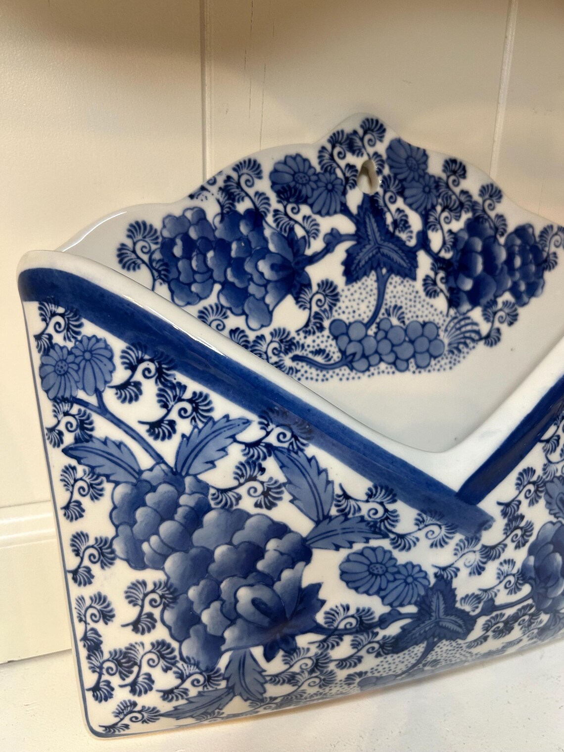 Porcelain Chinoiserie Blue and White Envelope Shaped Wall Pocket ...