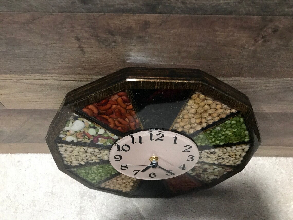 Customizable Epoxy Resin Clock: Farmhouse Decor With Embedded Items - Etsy