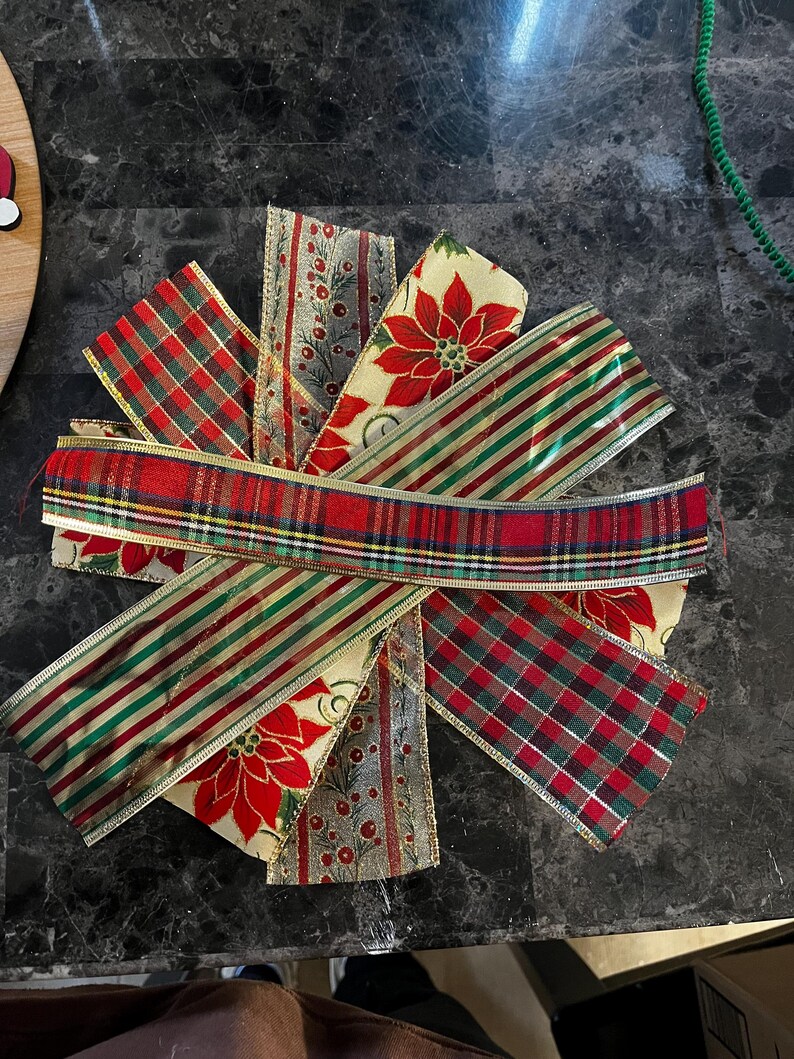 Christmas Santa Wine Glasses Wine Lover Christmas Door Hanger - Drink ...