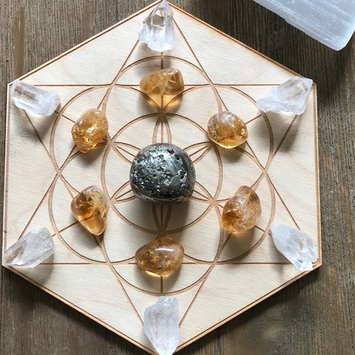 Abundance and Good Fortune Crystal Grid Kit Flower of Life | Etsy