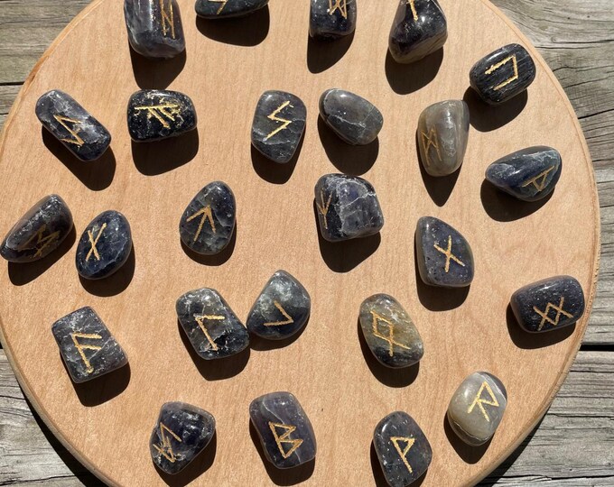 Iolite Crystal Rune Set Norse Divination New - Etsy