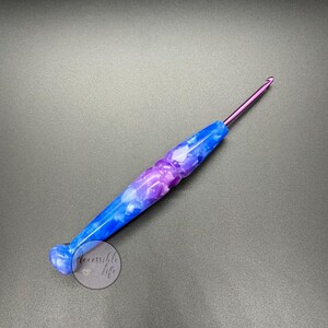 3.0mm Purple and Blue Ergonomic Crochet Hook Hand Turned Unique ...
