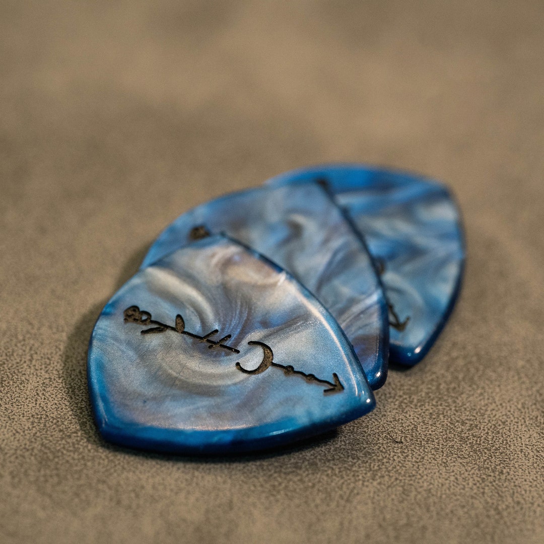 Deep Sea Series Handmade Electric Guitar Pick, Dark Blue 22mm Guitar ...