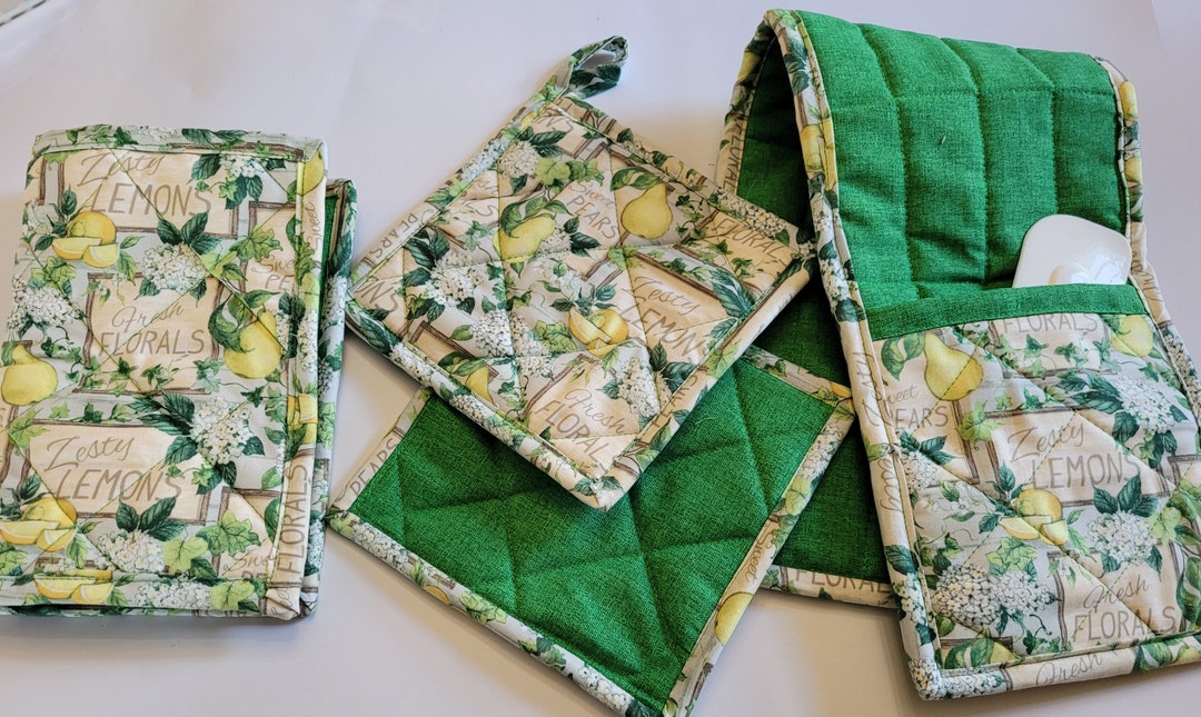 Pear Fruit Vegetable 8 X 30 Citrus Handmadethemed Potholder, Leaf ...