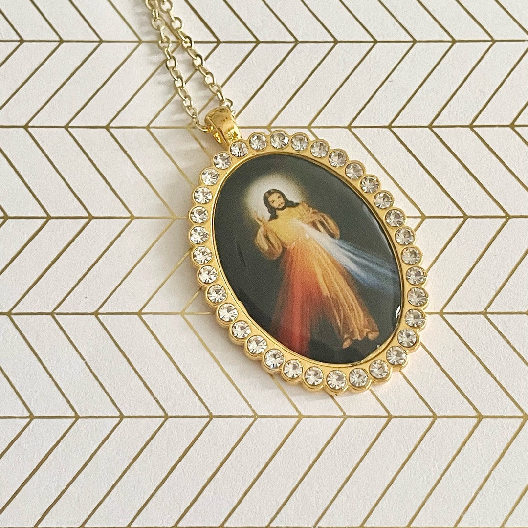 Large Jesus of Divine Mercy Photo Necklace Pendant Rhinestone Catholic ...