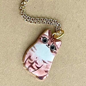Cute! Gold Plated Enamel Brown Tabby Cat Kitten Charm on Gold Plated 18 ...