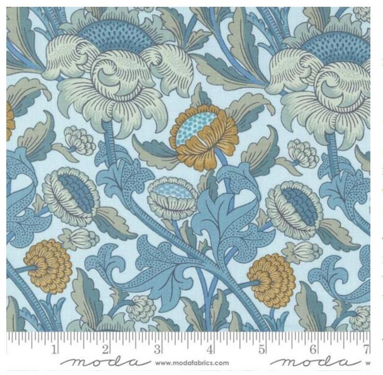 Moda Morris Curated Fat Quarters Bundle Pre-cut in Shop Classic ...