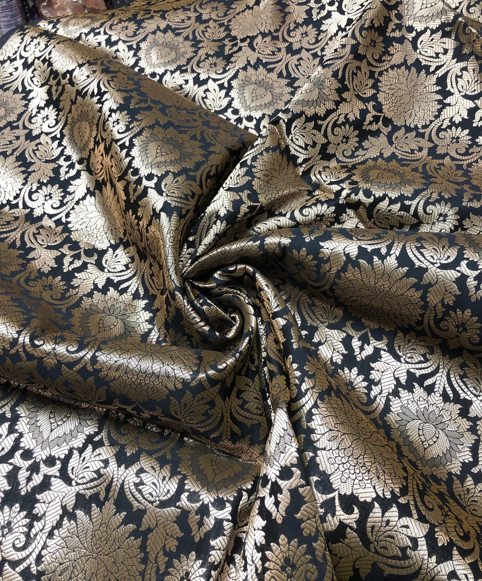 Beautiful Vintage Floral Brocade 44 Wide. Best Used for Home Decor and ...