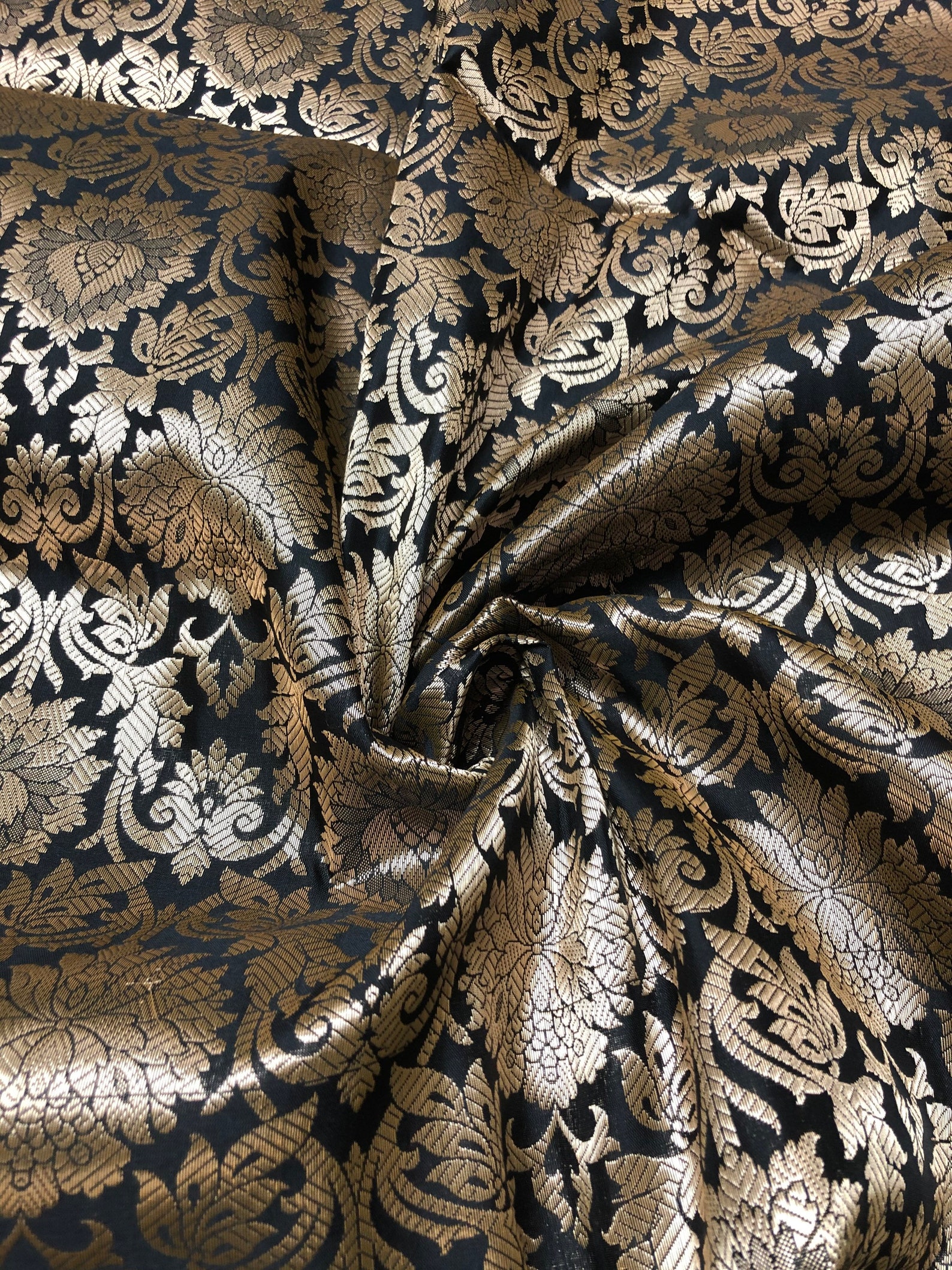 Beautiful Vintage Floral Brocade 44 Wide. Best Used for Home Decor and ...