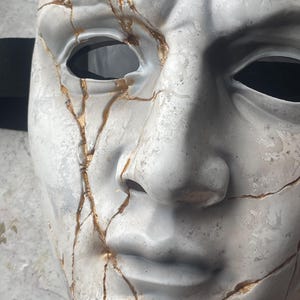 Michelangelo David Full Face Mask – Renaissance Cracked Stone / Broken ...