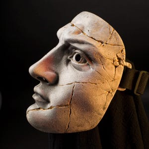 Michelangelo David Full Face Mask – Renaissance Cracked Stone / Broken ...