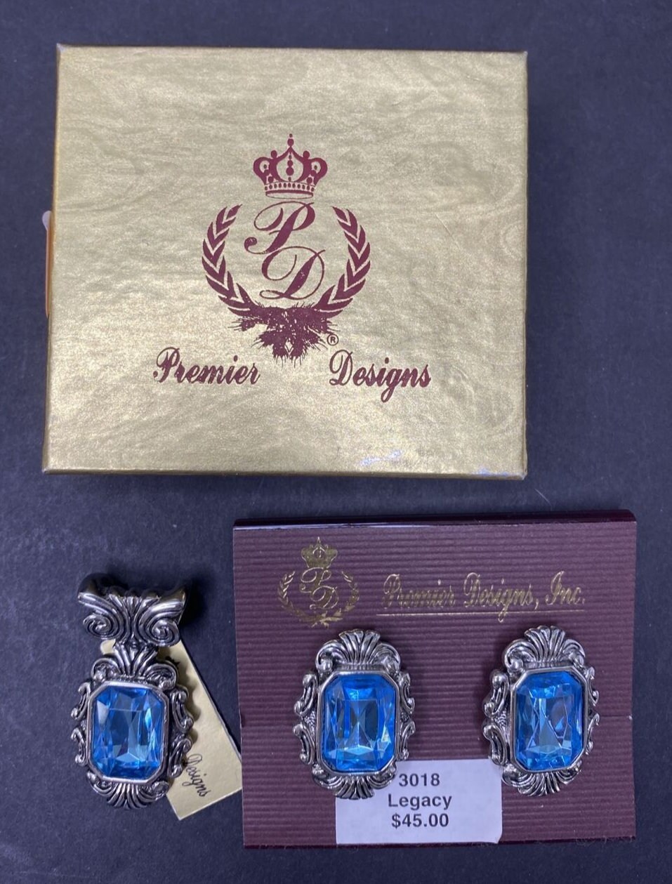 Premier Designs Logo