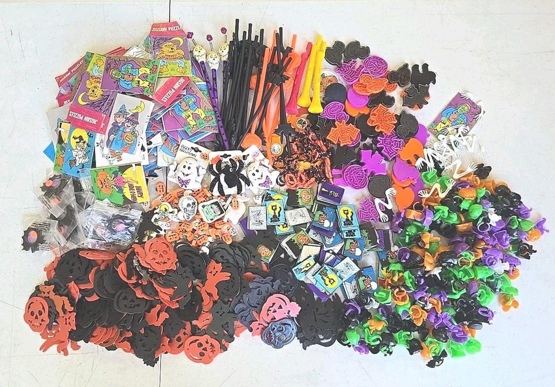 Vintage Halloween Grab Bag Mixed Halloween Toys Prizes Bulk Lot - Etsy