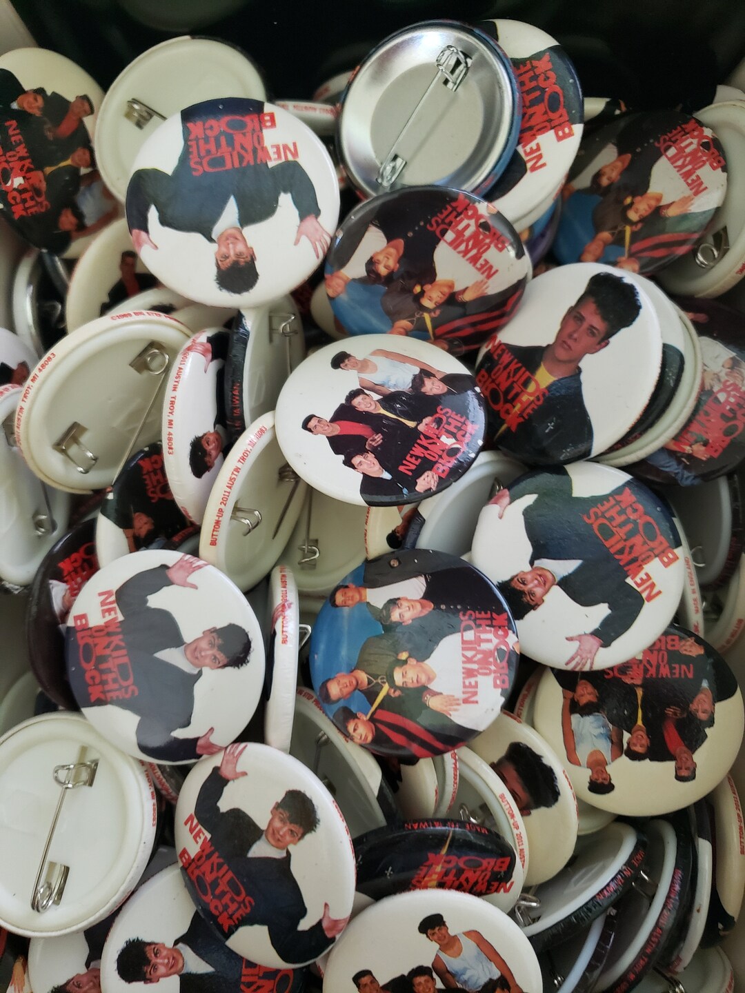 Vintage 1989 New Kids on the Block NKOTB 6 Random Pinback - Etsy