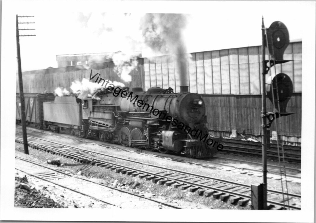 1948 Reading Railroad 1707 Deisel Locomotive Philadelphia, PA Real ...