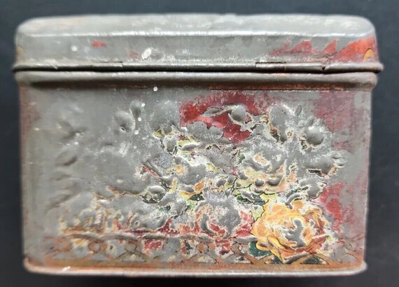 Antique russian early 1900 candy/tea tin box embossed… - Gem