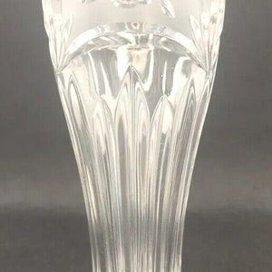 Vintage Oneida Crystal Southern Garden 7" Flower Bud Vase 1992 Frosted ...