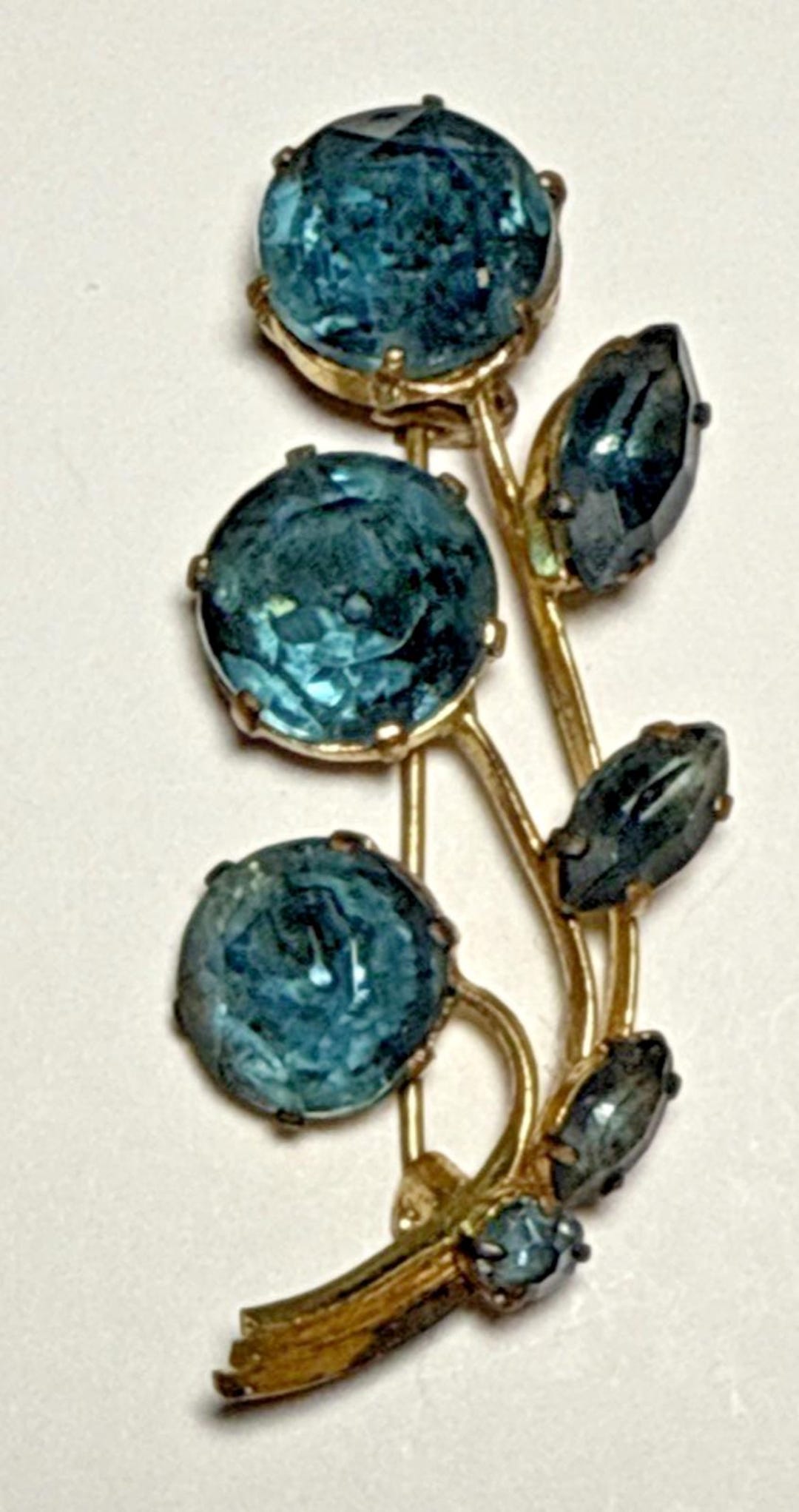 Vintage Gold Tone and Teal Rhinestone Leaf Style Brooch J-2G - Etsy