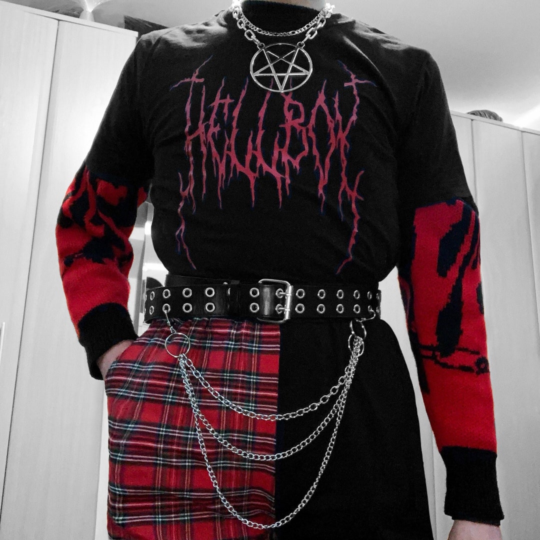 Hellboy Metal Font T-shirt Gothic Grunge Streetwear Alternative Punk ...