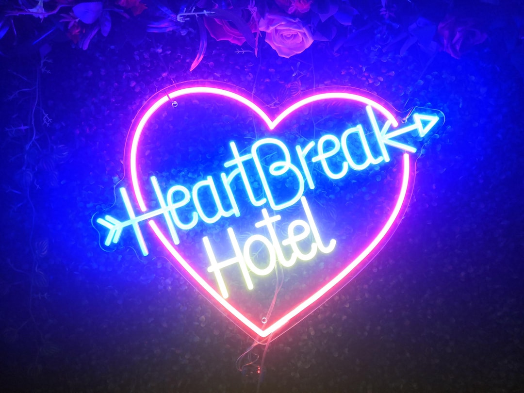 Heartbreak Hotel Neon Sign,heartbreak Led Sign, Broken Heart Neon Sign ...