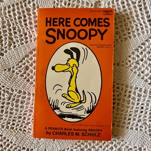 Vintage 1958, Here Comes Snoopy, A Peanuts Book Featuring Snoopy, by ...